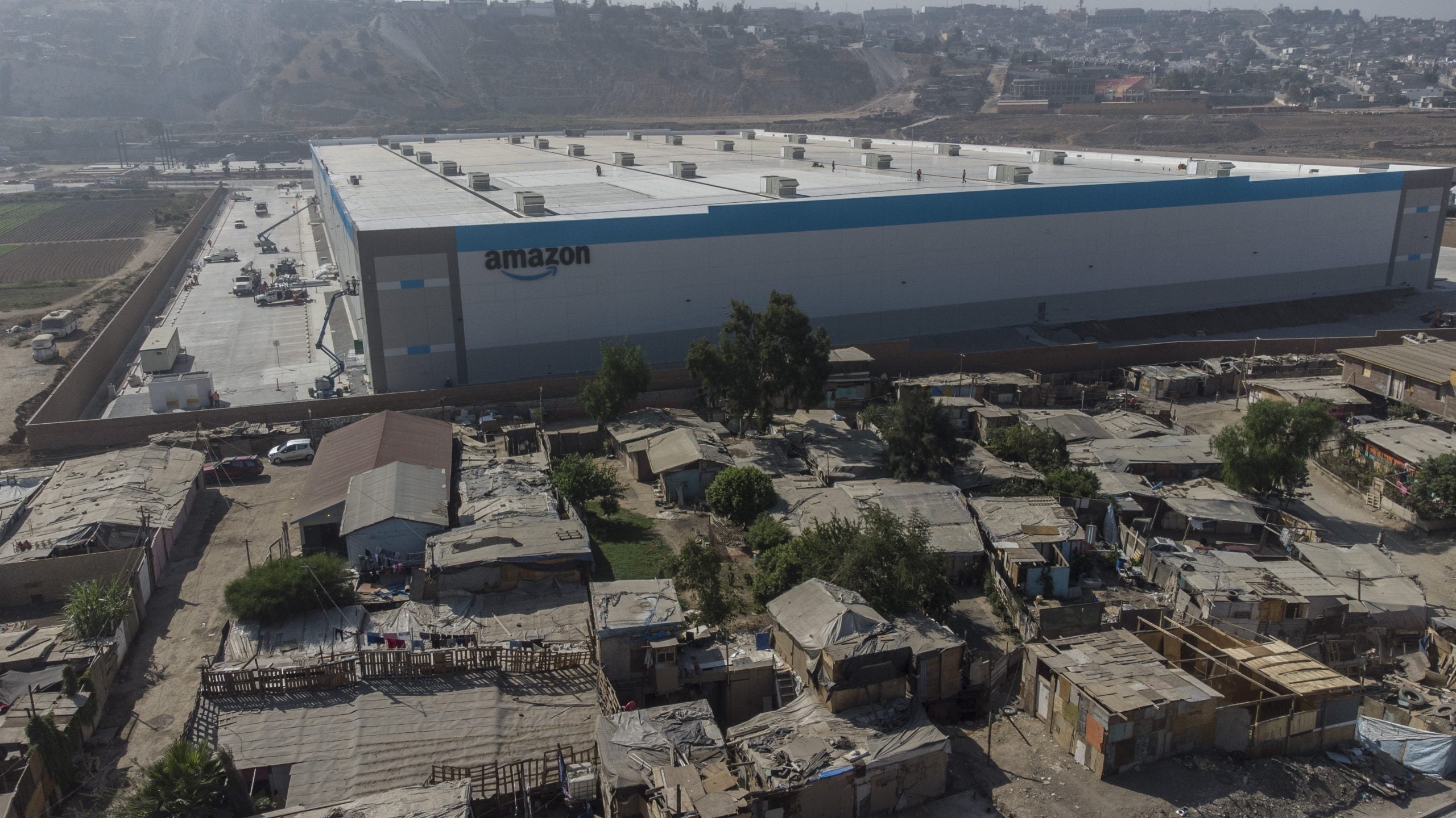 Why Amazon really built a new warehouse on the U.S.-Mexico border ...