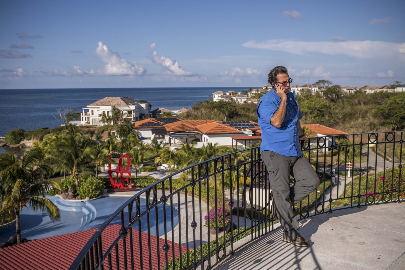 A libertarian ‘startup city’ in Honduras faces its biggest hurdle: the locals - Rest of World