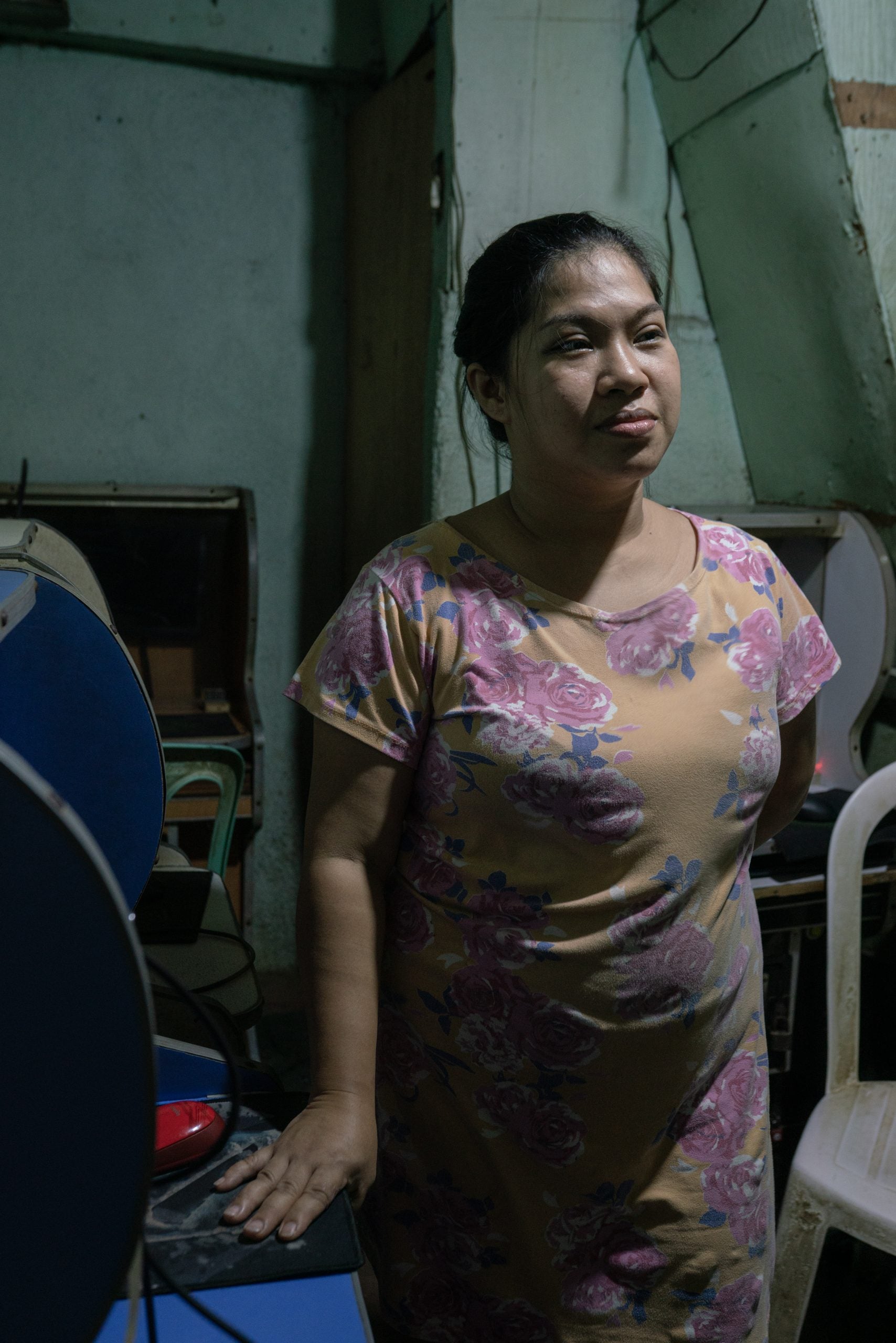 These vending machines sell internet access five minutes at a time ...