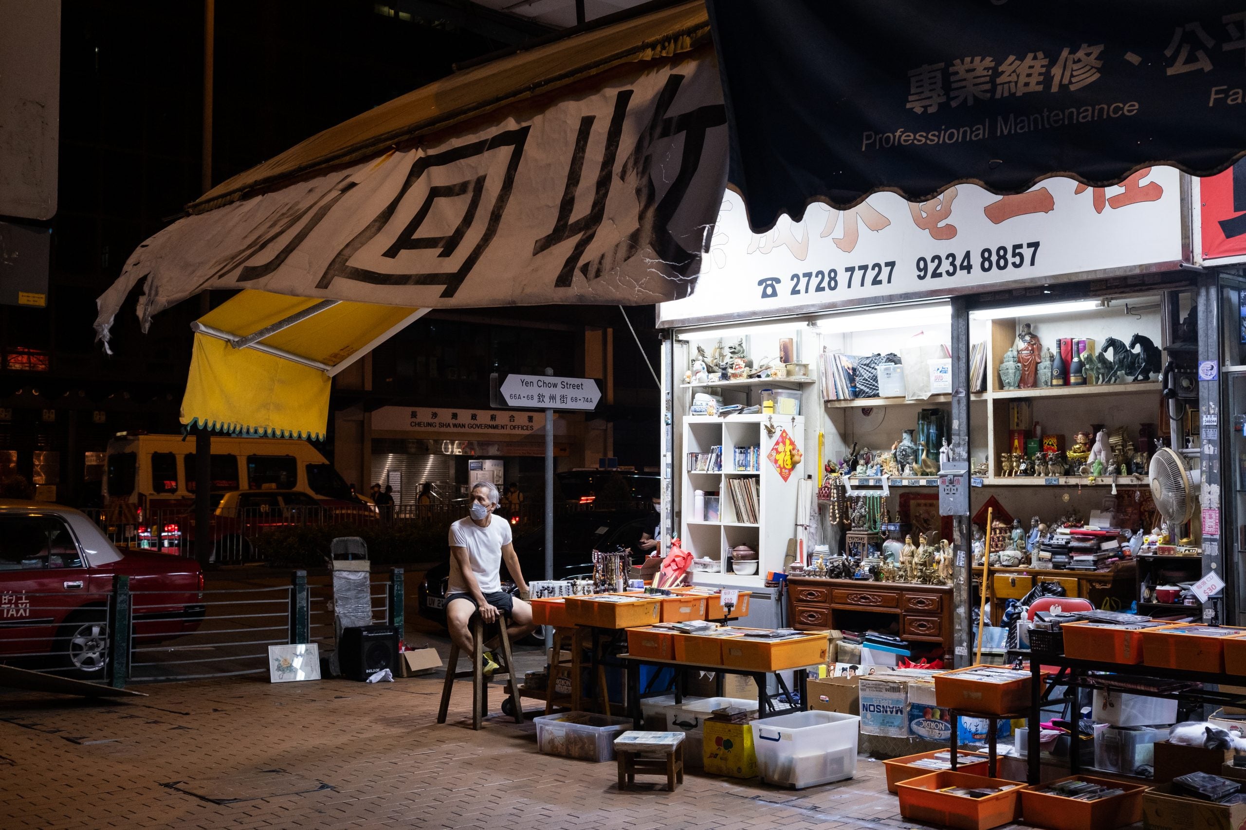 Enter the maze of Hong Kong’s Golden Computer Center and Arcade tech ...