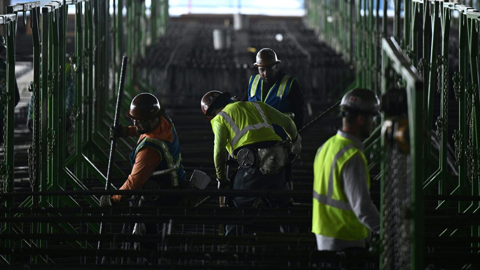 Inside TSMC’s Phoenix, Arizona expansion struggles - Rest of World