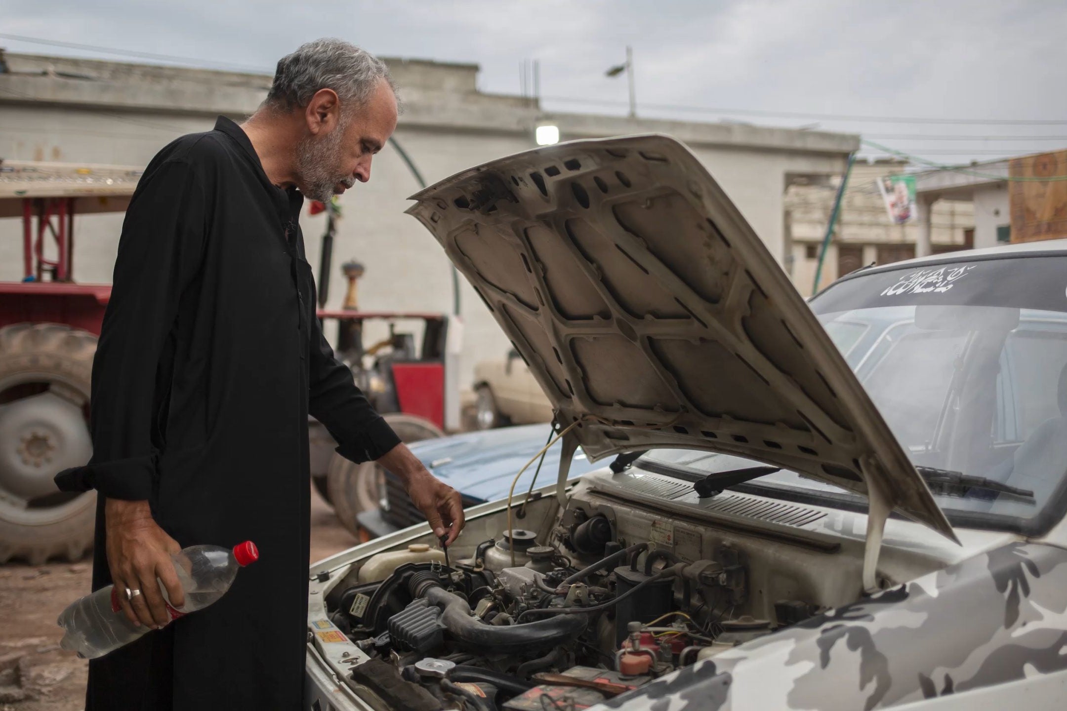 Older workers pivot to gig work amid global economic crises - Rest of World