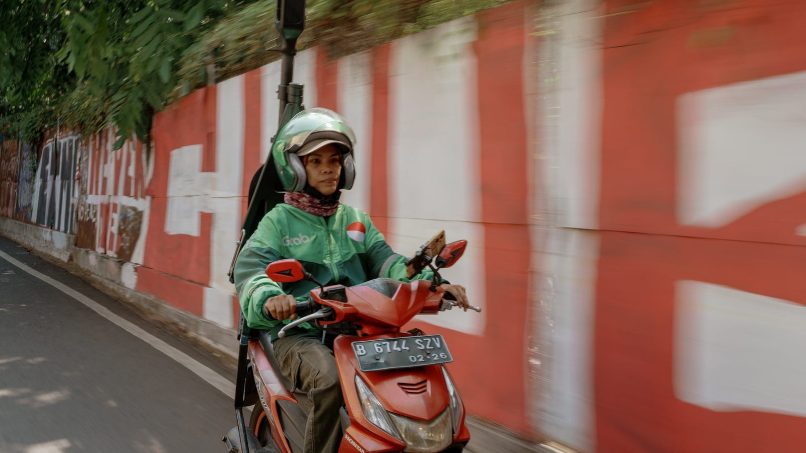 Grab challenges Google Maps in Southeast Asia with hyperlocal mapping ...