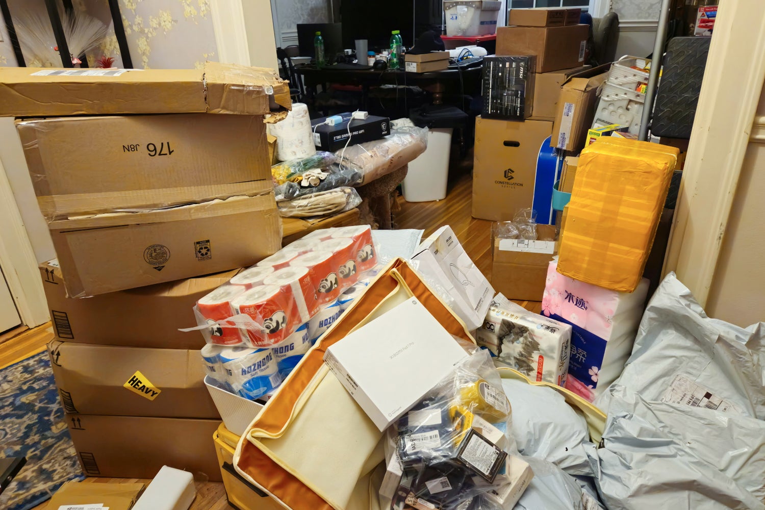 U.S. shoppers stock up on AliExpress and Temu before tariffs hit - Rest ...