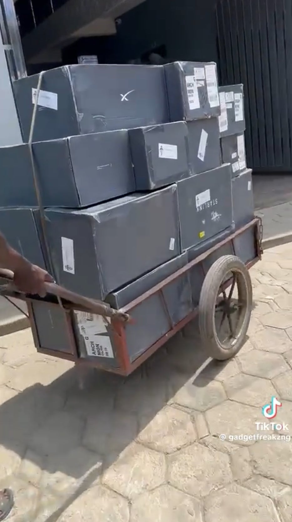 Elon Musk’s Starlink is taking over Nigeria’s internet market - Rest of ...