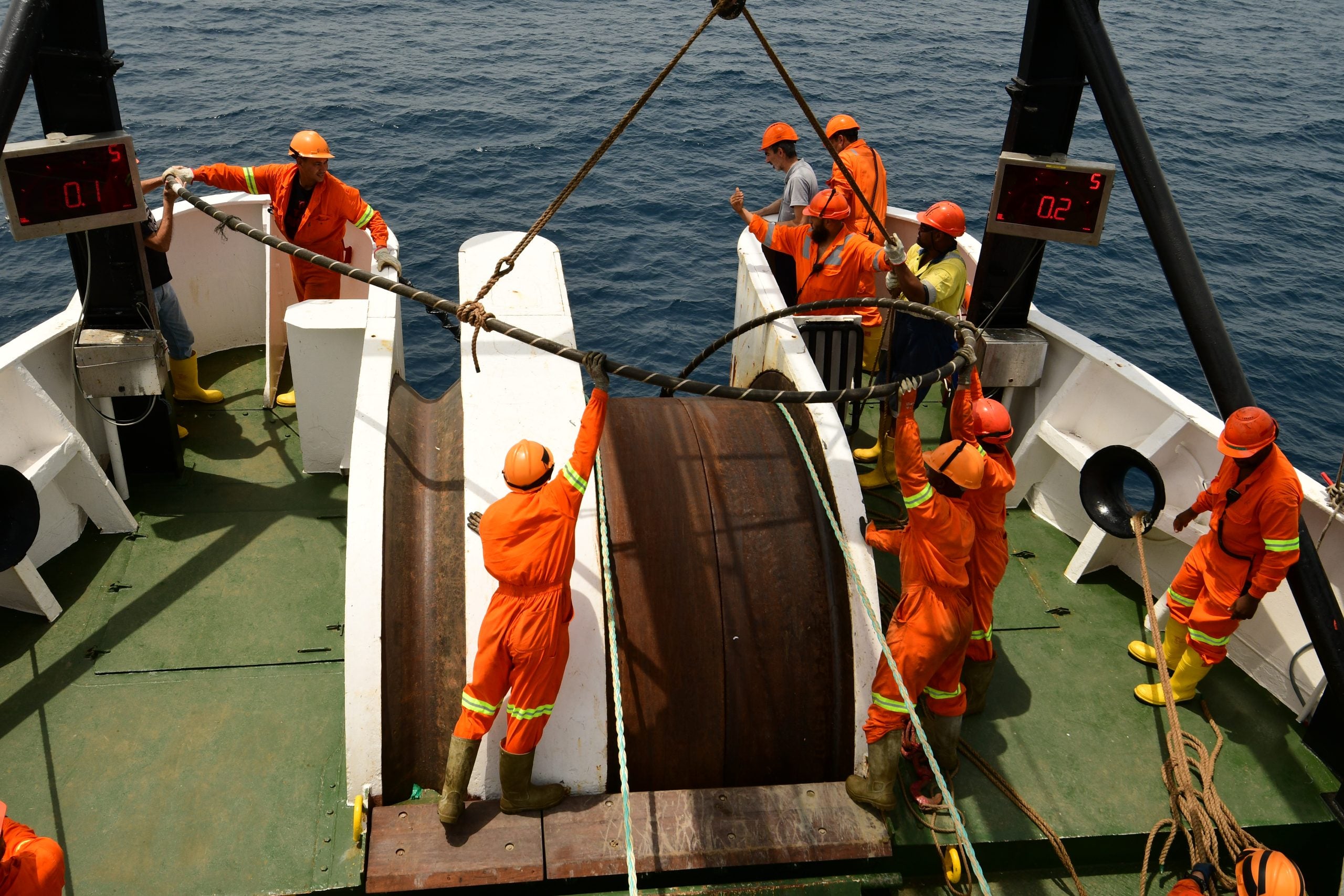Africa’s only internet cable repair ship keeps the continent online ...
